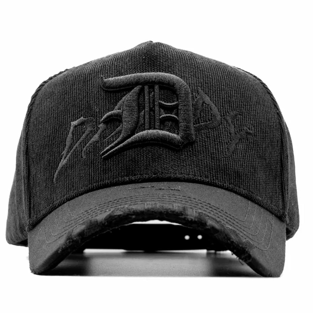 Dandy Gothic – PuntoCaps